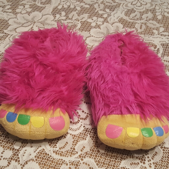 Shoes | 23 Lily Dan Pink Fuzzy Bigfoot Slippers | Poshmark